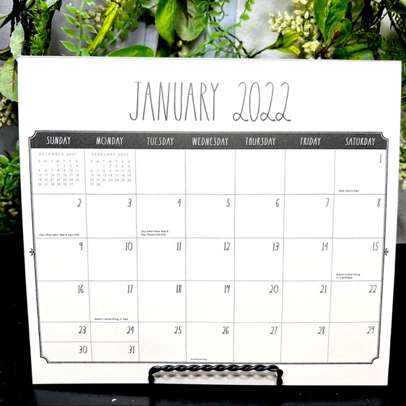 Rae Dunn | Office | 23 Nwt Rae Dunn 2022 Magnetic Calendar | Poshmark